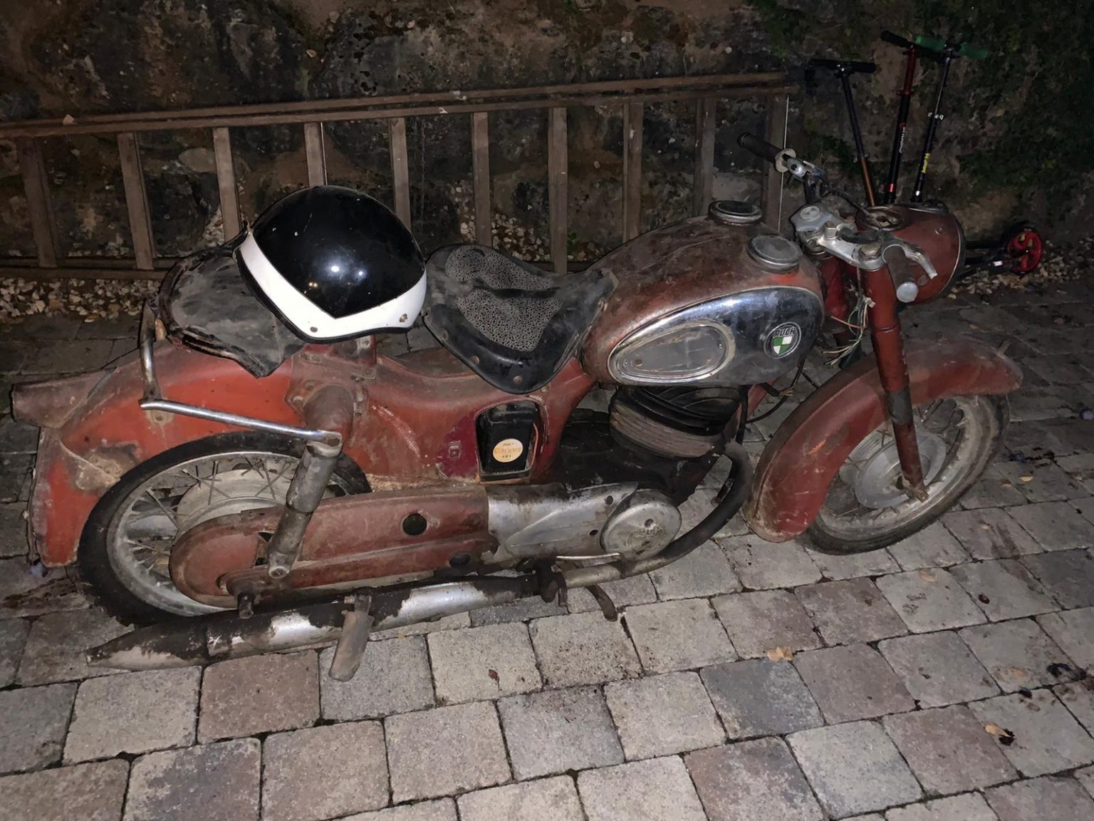 Puch 250 SGS Motorrad von 1954 - Oldtimer Erlebnis pur!