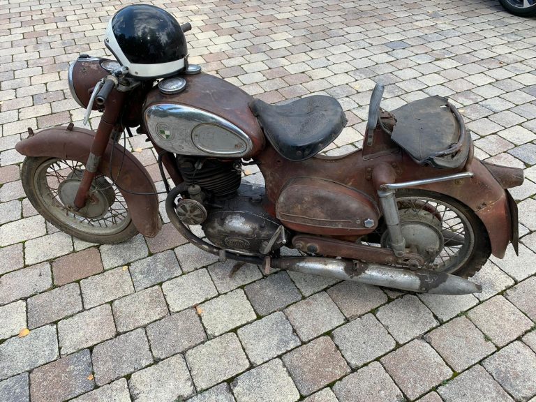 Puch 250 SGS Motorrad von 1954 - Oldtimer Erlebnis pur!